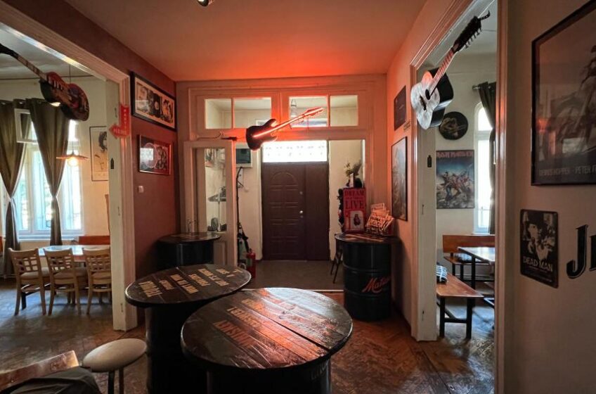 BOGGIE BAR – Locations Hub